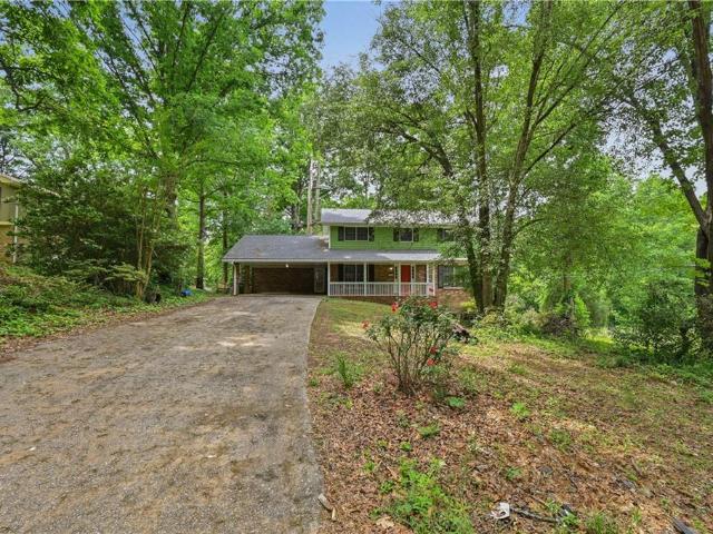 1767 Grandeus Ln SW, Stone Mountain, GA 30087 | MLS #7762