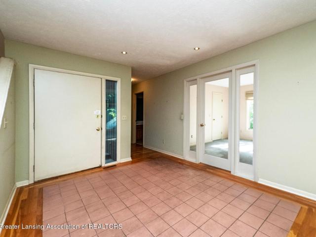 1767 Sashabaw Drive