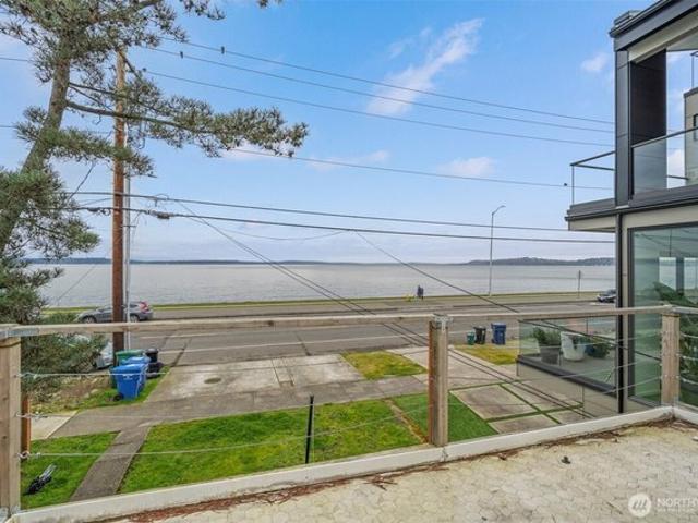 1768 Alki Ave SW, Seattle, WA 98116