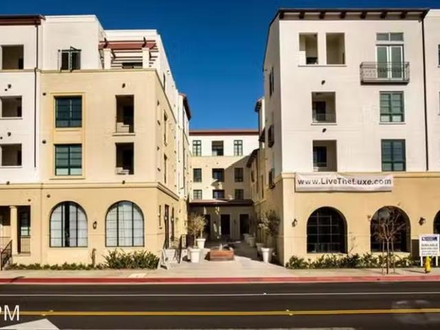 1769 E. Walnut Street 2045 The Luxe Apartments