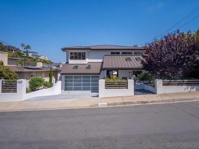 1769 Plum St, San Diego, CA 92106