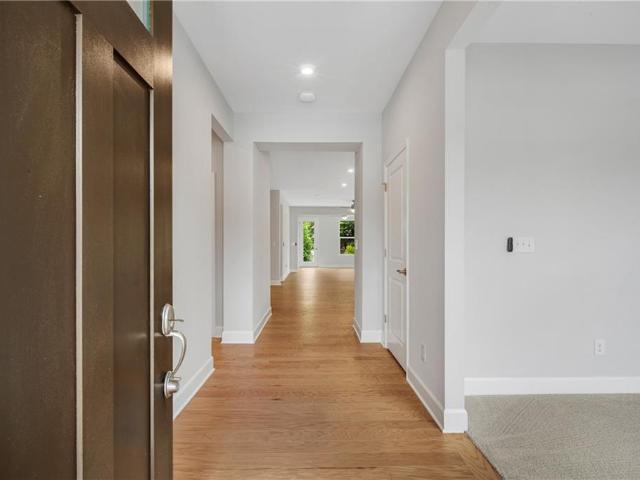 1769 Rowland Pass