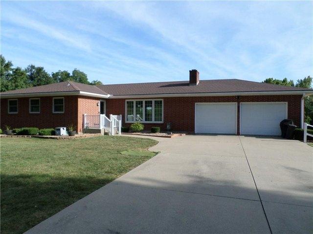 17600 Country Club Rd, Atchison, KS 66002