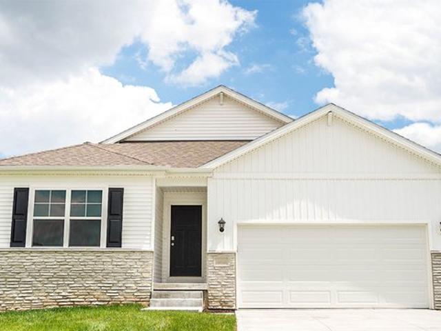 17602 Virginia St, Omaha, NE 68136