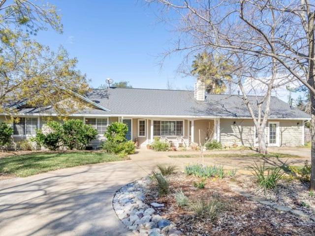 17604 China Gulch Dr, Anderson, CA 96007