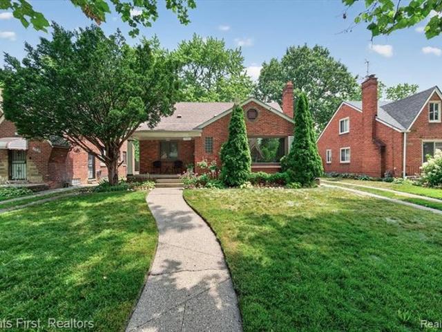 17606 Avon Ave, Detroit, MI 48219