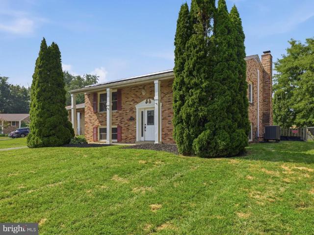 17608 Forest Glen Circle