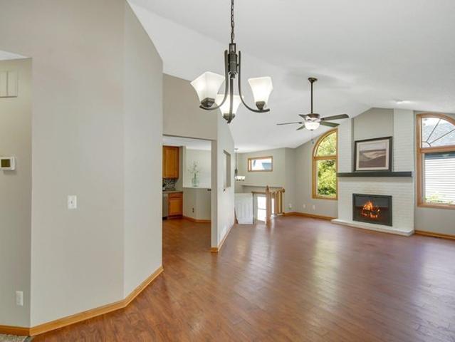 17609 Lorence Way, Eden Prairie, MN 55346