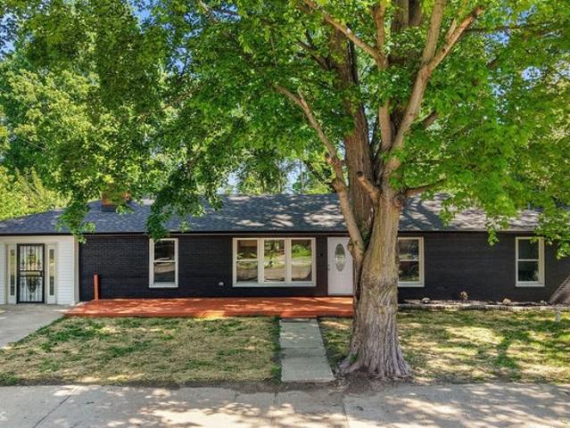 1760 Market St, Martinsville, IN 46151