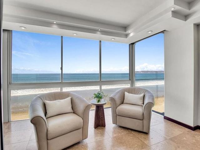 1760 Avenida Del Mundo Unit 406, Coronado, CA 92118