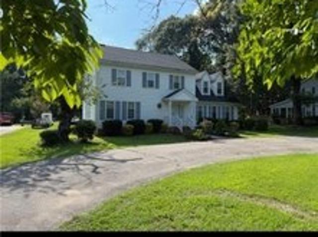 1760 Gloucester Rd, Gloucester Point, VA 23062