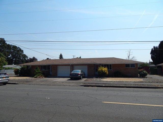 1760 Hines St SE, Salem, OR 97302