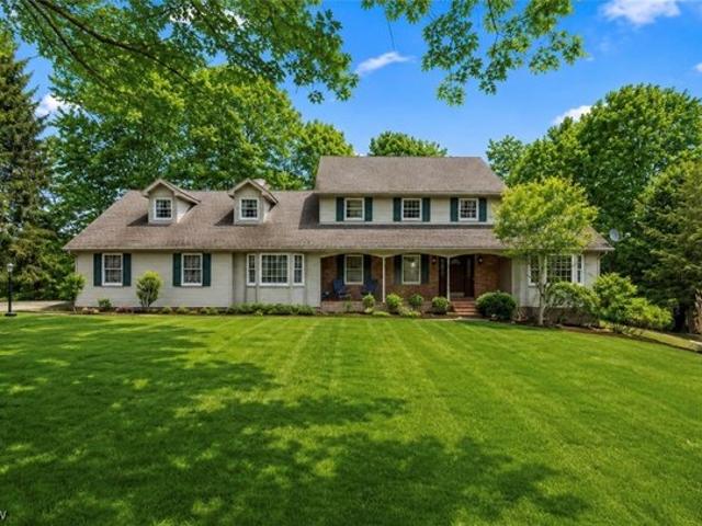 1760 Innisbrook Ln, Zanesville, OH 43701