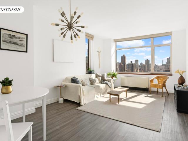 1760 Second Avenue, New York, NY