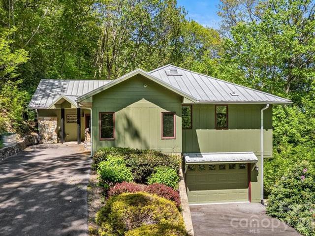 1760 Winding Creek Dr, Waynesville, NC 28786
