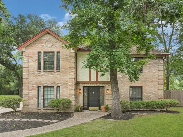 17612 Fairway Oaks Dr, Spring, TX 77379