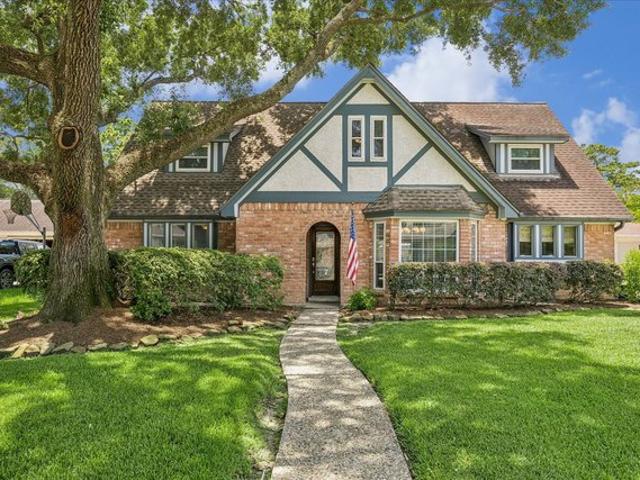 17619 Cassina Dr, Spring, TX 77388