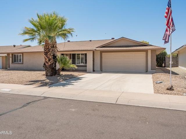 17619 N Buntline Dr, Sun City West, AZ 85375