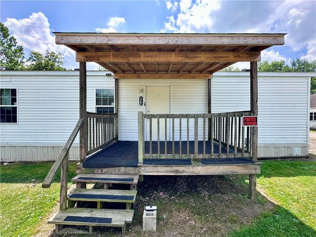 1761 Old Youngstown Rd