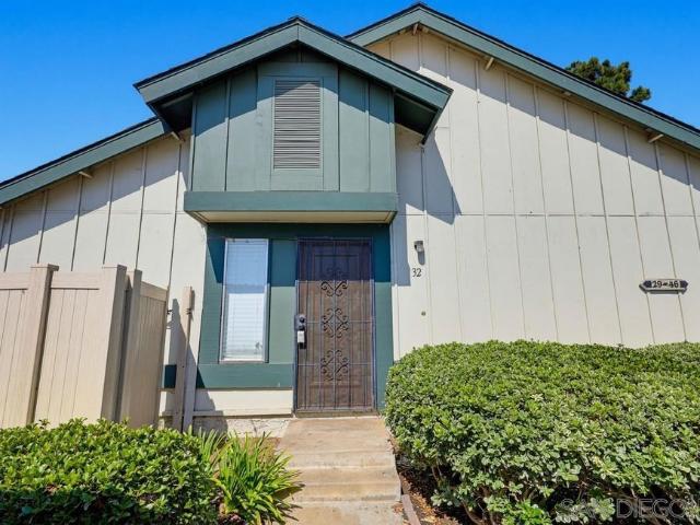 1761 Hollister St 32