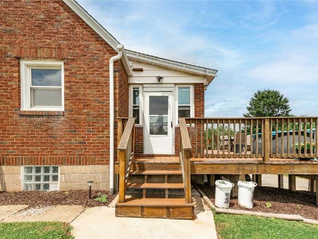 1761 Perry Hwy
