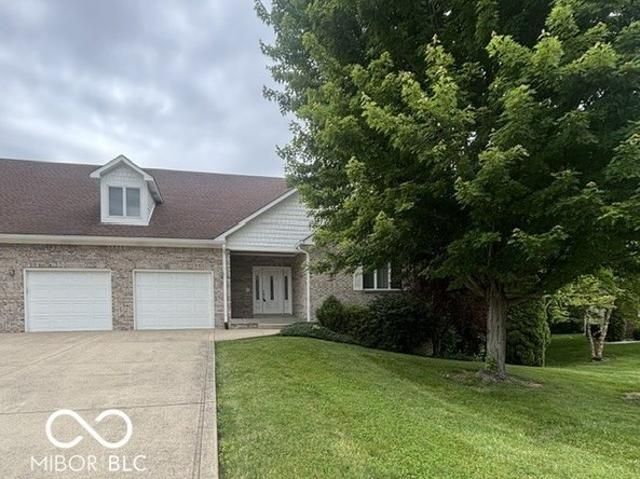 1761 Walnut Trce, Greenfield, IN 46140