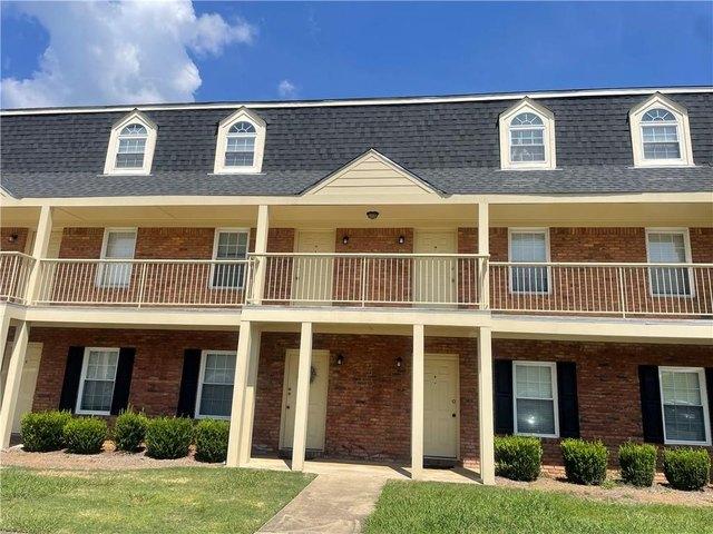 1761 Wire Rd Apt 10 6, Auburn, AL 36832