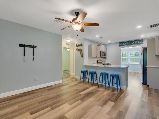 1761 5th Ct, Vero Beach, FL 32960 | Compass