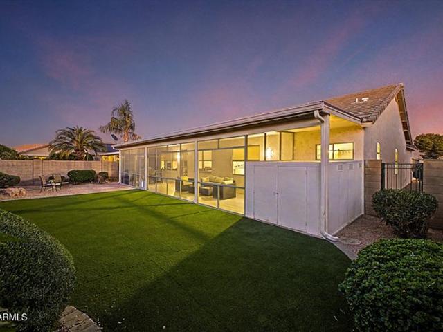17624 N Goldwater Dr, Surprise, AZ 85374