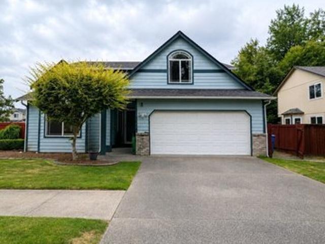 1762 th Avenue Ct E, Puyallup, WA 98375