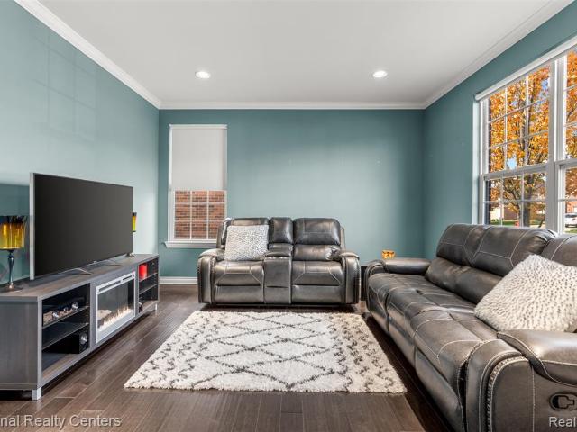 17632 Goldeneye Drive