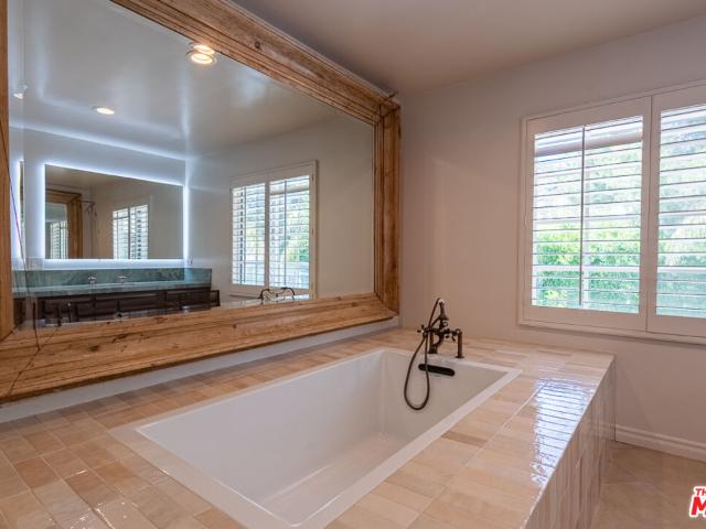 17636 Camino De Yatasto, Los Angeles, CA 90272 | MLS #26853