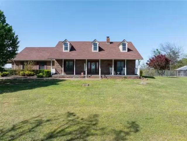 176 & 178 ANTIOCH ROAD, BOONEVILLE, AR 72927 Single Family Res.