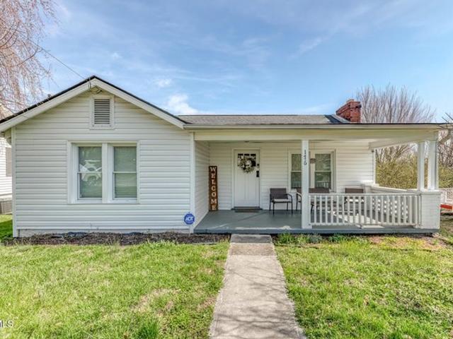 176 Crescent Dr, Bristol, VA 24201