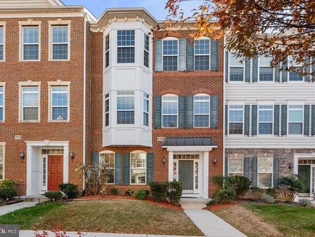 176 Autumn View Dr, Gaithersburg, MD 20878