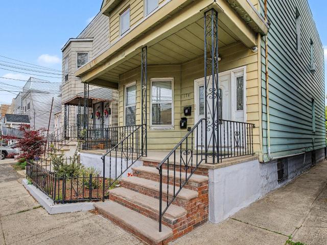 176 Boyd Ave