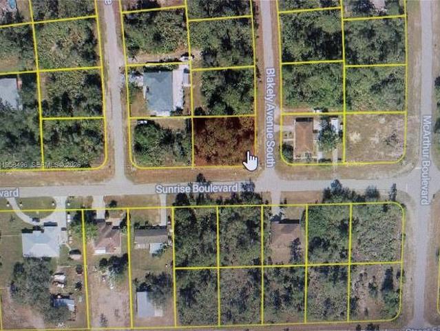 176 Blakely Ave S, Lehigh Acres, FL 33974