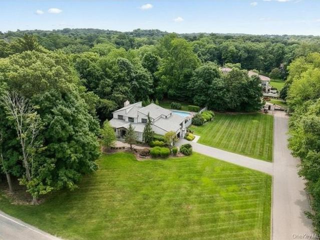 176 Grandview Ave, Monsey, NY 10952