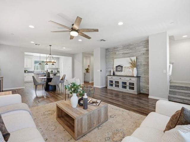 176 E Main Ave, Morgan Hill, CA 95037