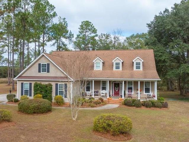 176 Fox Trot Dr, Moultrie, GA 31768