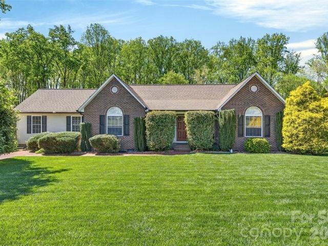 176 Foy Ln, Statesville, NC 28625