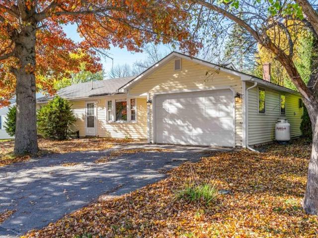 176 Falvey St, Bangor, ME 04401