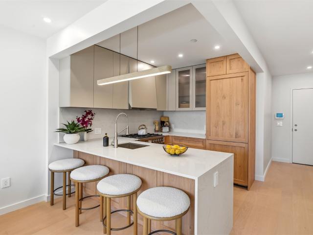 176 Frost Street 2 B