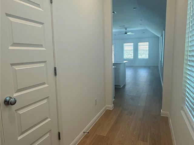 176 Hornet St