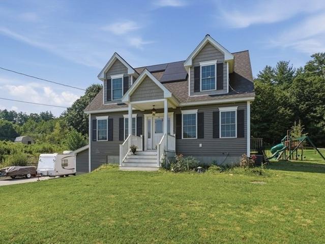 176 Oakham Rd, Barre, MA 01005