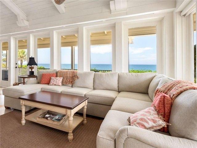 176 Ocean Way, Vero Beach, FL 32963