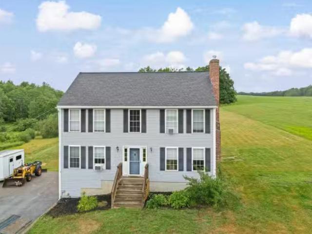 176 LACONIA RD, PITTSFIELD, NH 03263 Single Family Residence F.