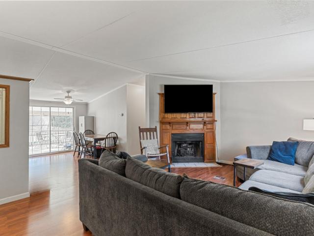 176 Lincoln Lane