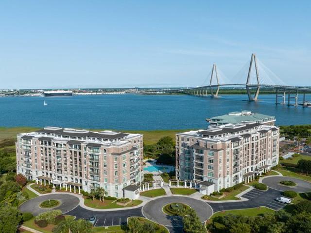 176 N Plaza Ct Unit 606, Mount Pleasant, SC 29464