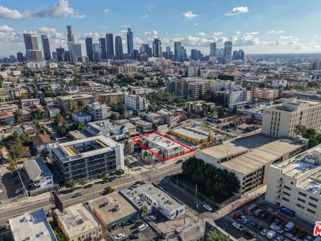 176 S Alvarado Street